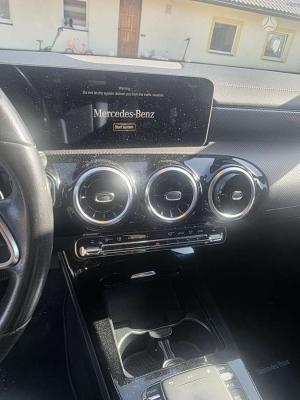 Grey Mercedes-Benz CLA 200 2020 in Vilnius, with an engine capacity of 1.95 L and mileage of 227 thousand km for 15750 €, photo 9 on AUTOMOTO.COM.LV