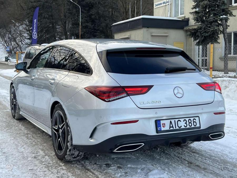 Pelēks Mercedes-Benz CLA 200 2022 Viļņa, ar dzinēja tilpumu 1.95 L un nobraukumu 222 tūkst. km par 20000 €, foto 3 vietnē AUTOMOTO.COM.LV