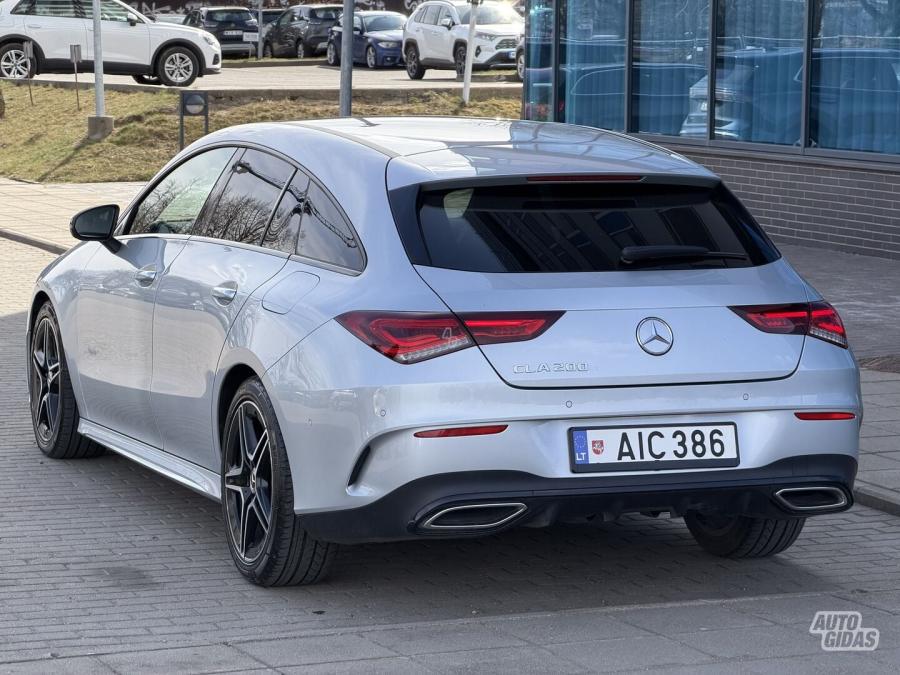 Pelēks Mercedes-Benz CLA 200 2022 Viļņa, ar dzinēja tilpumu 2.00 L un nobraukumu 222 tūkst. km par 20000 €, foto 3 vietnē AUTOMOTO.COM.LV