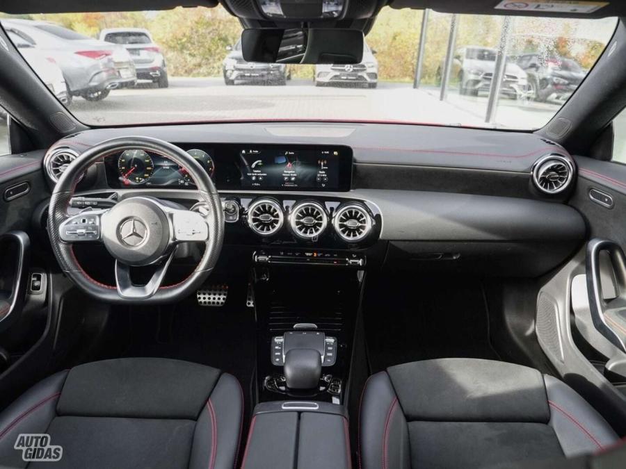 Sarkans Mercedes-Benz CLA 200 2021 Kauņa, ar dzinēja tilpumu 1.30 L un nobraukumu 53 tūkst. km par 28632 €, foto 12 vietnē AUTOMOTO.COM.LV