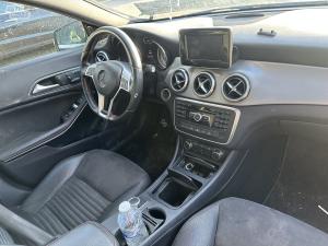 Mercedes-Benz CLA 200 2014 in Giraite, with an engine capacity of 2.10 L and mileage of 190 thousand km for 4900 €, photo 6 on AUTOMOTO.COM.LV