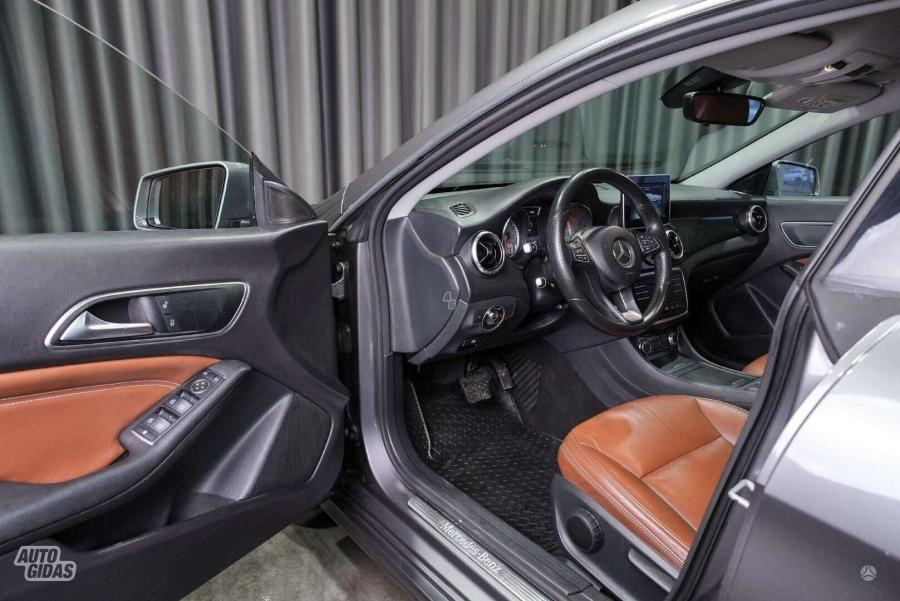 Mercedes-Benz CLA 200 2015 Marijampole, ar dzinēja tilpumu 2.10 L un nobraukumu 366 tūkst. km par 9950 €, foto 20 vietnē AUTOMOTO.COM.LV