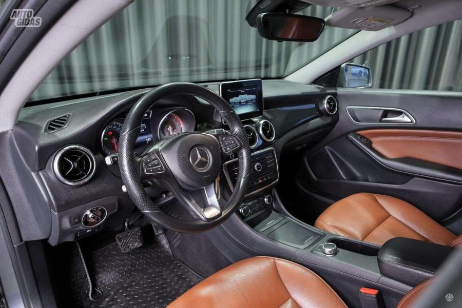 Mercedes-Benz CLA 200 2015 Marijampole, ar dzinēja tilpumu 2.10 L un nobraukumu 366 tūkst. km par 9950 €, foto 22 vietnē AUTOMOTO.COM.LV
