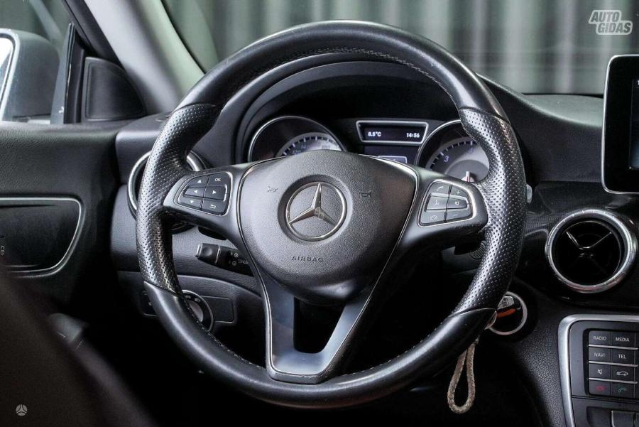 Mercedes-Benz CLA 200 2015 Marijampole, ar dzinēja tilpumu 2.10 L un nobraukumu 366 tūkst. km par 9450 €, foto 16 vietnē AUTOMOTO.COM.LV