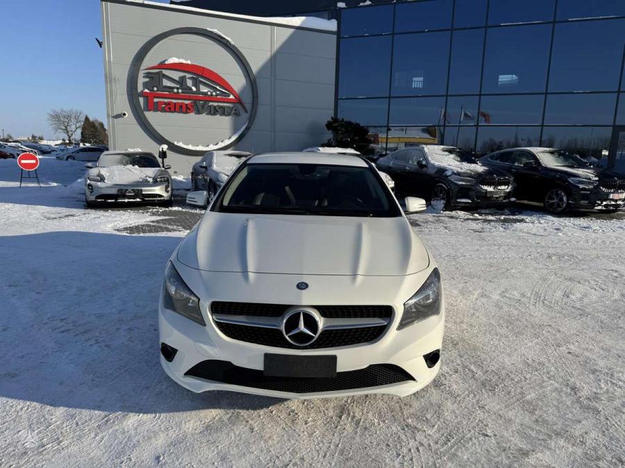 Balts Mercedes-Benz CLA 200 2013 Telšiai, ar dzinēja tilpumu 1.80 L un nobraukumu 238 tūkst. km par 8300 €, foto 1 vietnē AUTOMOTO.COM.LV