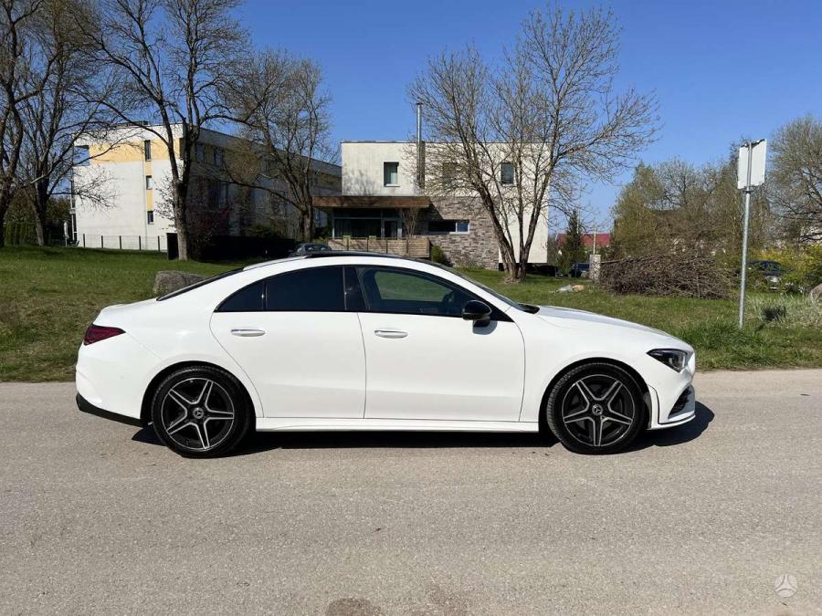 Balts Mercedes-Benz CLA 200 2020 Viļņa, ar dzinēja tilpumu 1.33 L un nobraukumu 107 tūkst. km par 26840 €, foto 4 vietnē AUTOMOTO.COM.LV