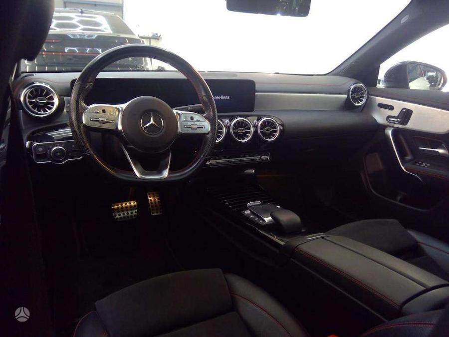 White Mercedes-Benz CLA 200 2021 in Vilnius, with an engine capacity of 1.33 L and mileage of 185 thousand km for 22870 €, photo 9 on AUTOMOTO.COM.LV