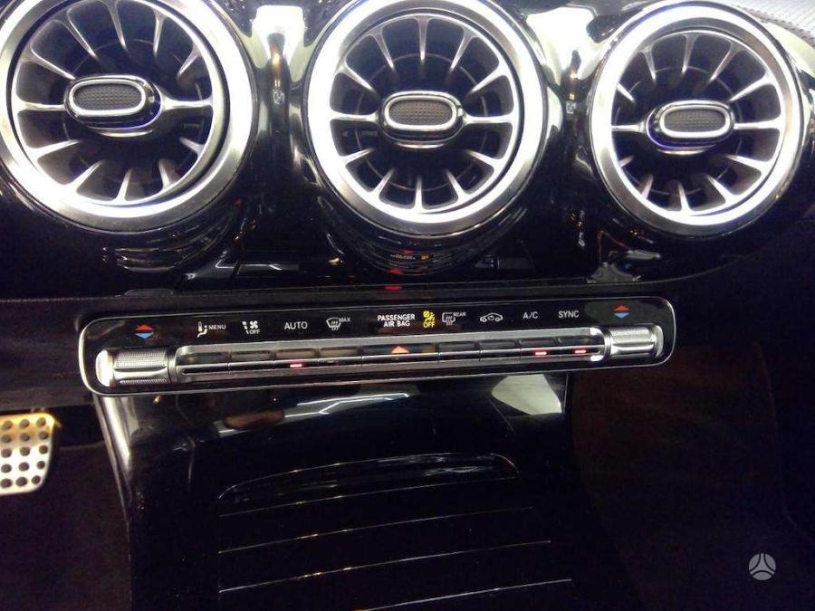 White Mercedes-Benz CLA 200 2021 in Vilnius, with an engine capacity of 1.33 L and mileage of 185 thousand km for 22870 €, photo 11 on AUTOMOTO.COM.LV