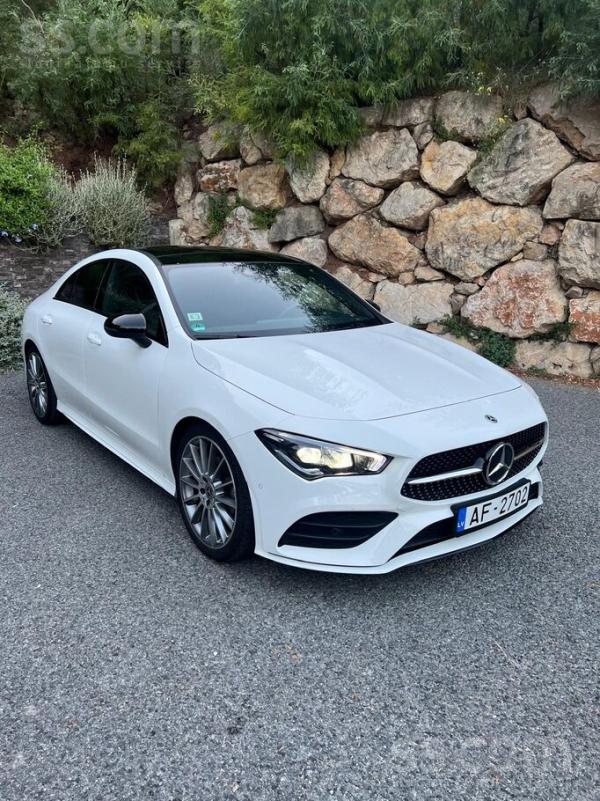 Balts Mercedes-Benz CLA 200 2023 Rīga, ar dzinēja tilpumu 1.40 L un nobraukumu 54 tūkst. km par 31500 €, foto  vietnē AUTOMOTO.COM.LV