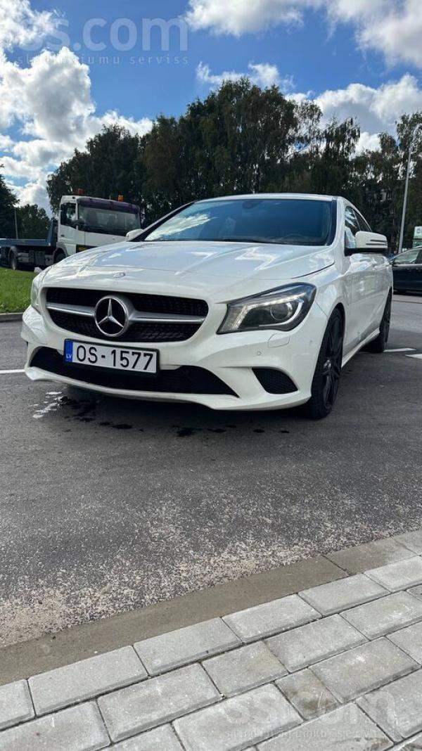 White Mercedes-Benz CLA 200 2016 in Riga, with an engine capacity of 2.20 L and mileage of 306 thousand km for 9500 €, photo 1 on AUTOMOTO.COM.LV