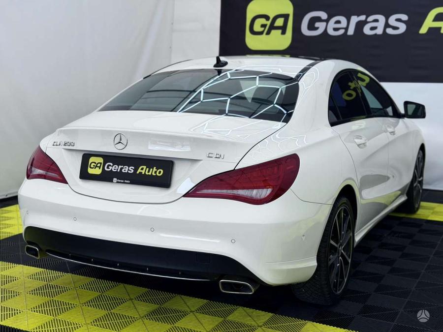 Balts Mercedes-Benz CLA 200 2015 Viļņa, ar dzinēja tilpumu 2.14 L un nobraukumu 81 tūkst. km par 12100 €, foto 5 vietnē AUTOMOTO.COM.LV