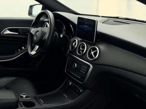Balts Mercedes-Benz CLA 200 2015 Viļņa, ar dzinēja tilpumu 2.14 L un nobraukumu 81 tūkst. km par 12100 €, foto 15 vietnē AUTOMOTO.COM.LV