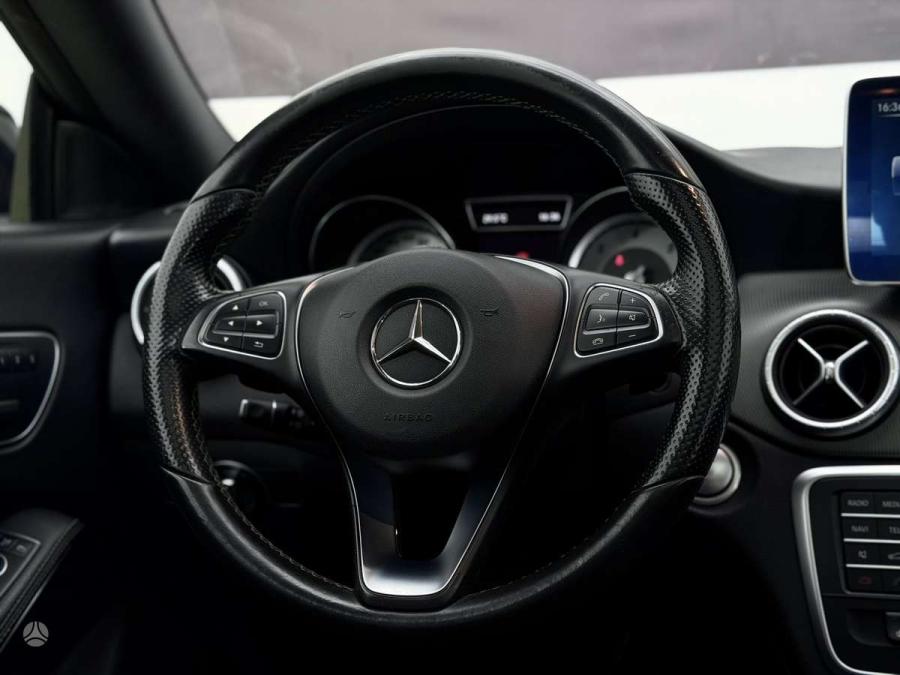Balts Mercedes-Benz CLA 200 2015 Viļņa, ar dzinēja tilpumu 2.14 L un nobraukumu 81 tūkst. km par 12100 €, foto 17 vietnē AUTOMOTO.COM.LV