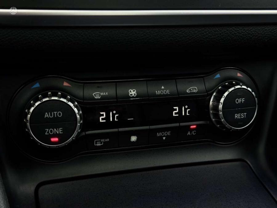 Balts Mercedes-Benz CLA 200 2015 Viļņa, ar dzinēja tilpumu 2.14 L un nobraukumu 81 tūkst. km par 12100 €, foto 21 vietnē AUTOMOTO.COM.LV