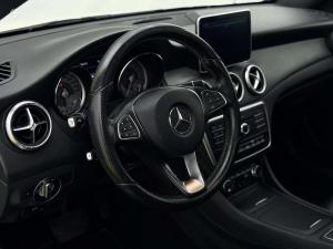 Balts Mercedes-Benz CLA 200 2015 Viļņa, ar dzinēja tilpumu 2.14 L un nobraukumu 81 tūkst. km par 12100 €, foto 9 vietnē AUTOMOTO.COM.LV