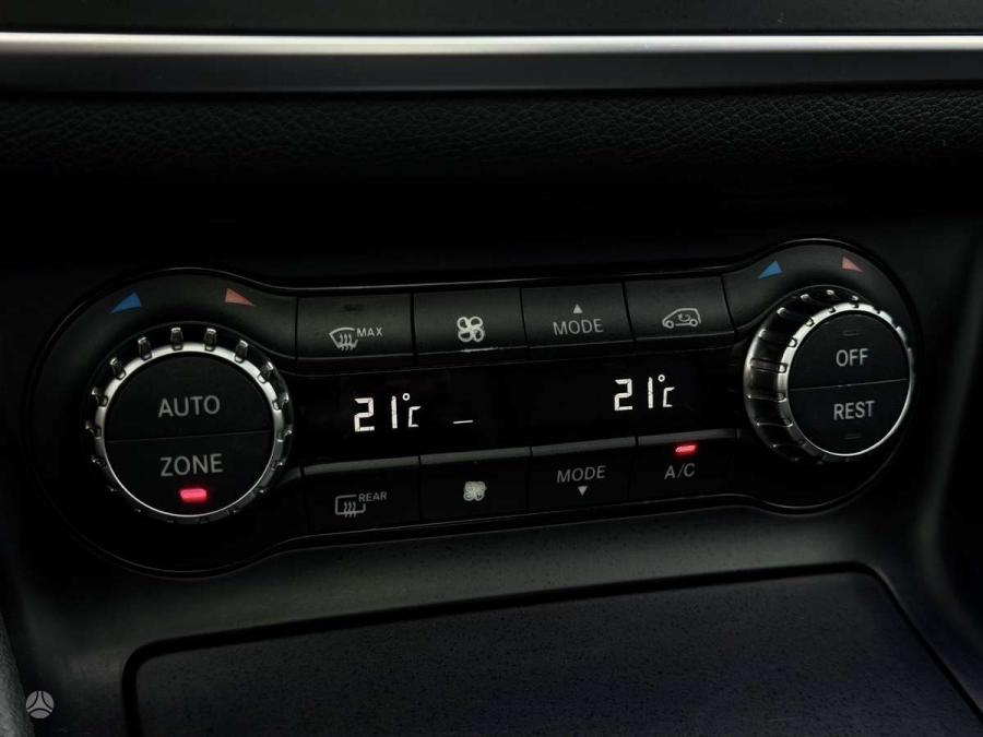Balts Mercedes-Benz CLA 200 2015 Viļņa, ar dzinēja tilpumu 2.14 L un nobraukumu 81 tūkst. km par 12100 €, foto 21 vietnē AUTOMOTO.COM.LV