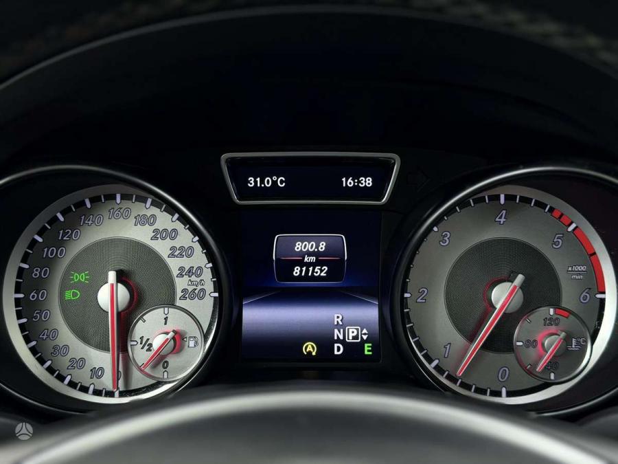Balts Mercedes-Benz CLA 200 2015 Viļņa, ar dzinēja tilpumu 2.14 L un nobraukumu 81 tūkst. km par 12100 €, foto 26 vietnē AUTOMOTO.COM.LV