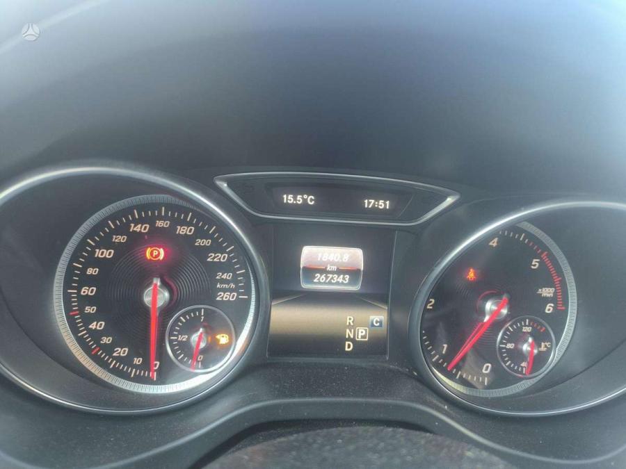 Balts Mercedes-Benz CLA 200 2019 Tauragė, ar dzinēja tilpumu 2.20 L un nobraukumu 267 tūkst. km par 12800 €, foto 26 vietnē AUTOMOTO.COM.LV