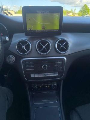 Balts Mercedes-Benz CLA 200 2019 Tauragė, ar dzinēja tilpumu 2.20 L un nobraukumu 267 tūkst. km par 12800 €, foto 27 vietnē AUTOMOTO.COM.LV