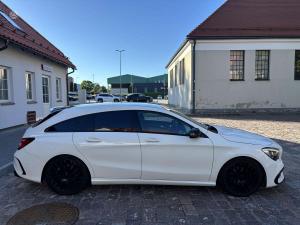 White Mercedes-Benz CLA 200 2016 in Klaipeda, with an engine capacity of 2.14 L and mileage of 331 thousand km for 11000 €, photo 35 on AUTOMOTO.COM.LV