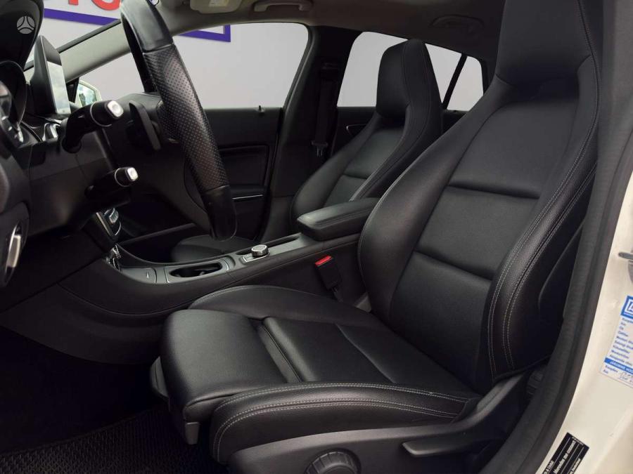 White Mercedes-Benz CLA 200 2018 in Kaunas, with an engine capacity of 2.10 L and mileage of 273 thousand km for 14699 €, photo 16 on AUTOMOTO.COM.LV