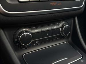 White Mercedes-Benz CLA 200 2018 in Kaunas, with an engine capacity of 2.10 L and mileage of 273 thousand km for 14699 €, photo 17 on AUTOMOTO.COM.LV
