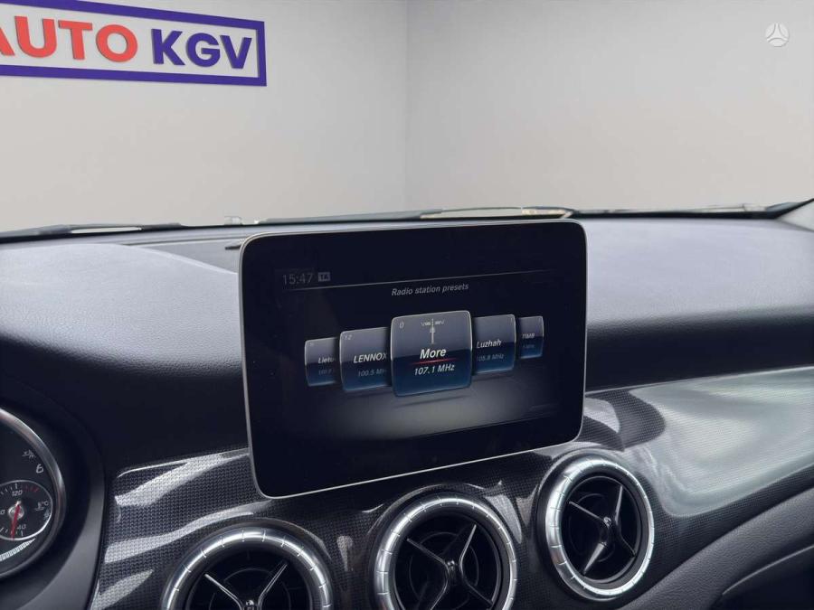 White Mercedes-Benz CLA 200 2018 in Kaunas, with an engine capacity of 2.10 L and mileage of 273 thousand km for 14699 €, photo 19 on AUTOMOTO.COM.LV