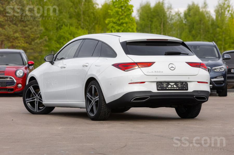 White Mercedes-Benz CLA 200 2020 in Jelgava, with an engine capacity of 2.00 L and mileage of 179 thousand km for 19800 €, photo 3 on AUTOMOTO.COM.LV