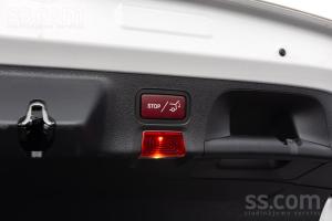 White Mercedes-Benz CLA 200 2020 in Jelgava, with an engine capacity of 2.00 L and mileage of 179 thousand km for 19800 €, photo 19 on AUTOMOTO.COM.LV
