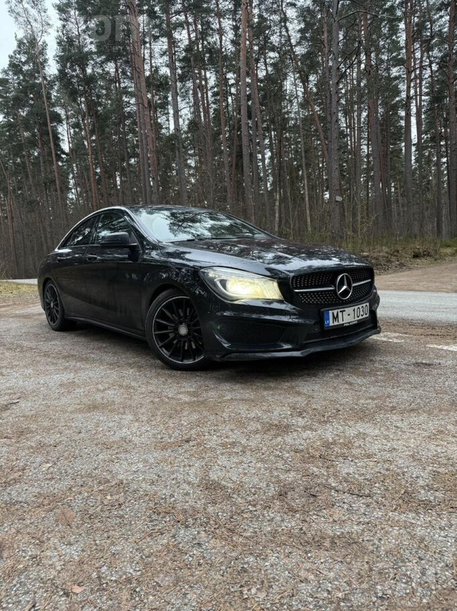 Black Mercedes-Benz CLA 220 2013 in Riga, with an engine capacity of 2.20 L and mileage of 321 thousand km for 10800 €, photo 3 on AUTOMOTO.COM.LV