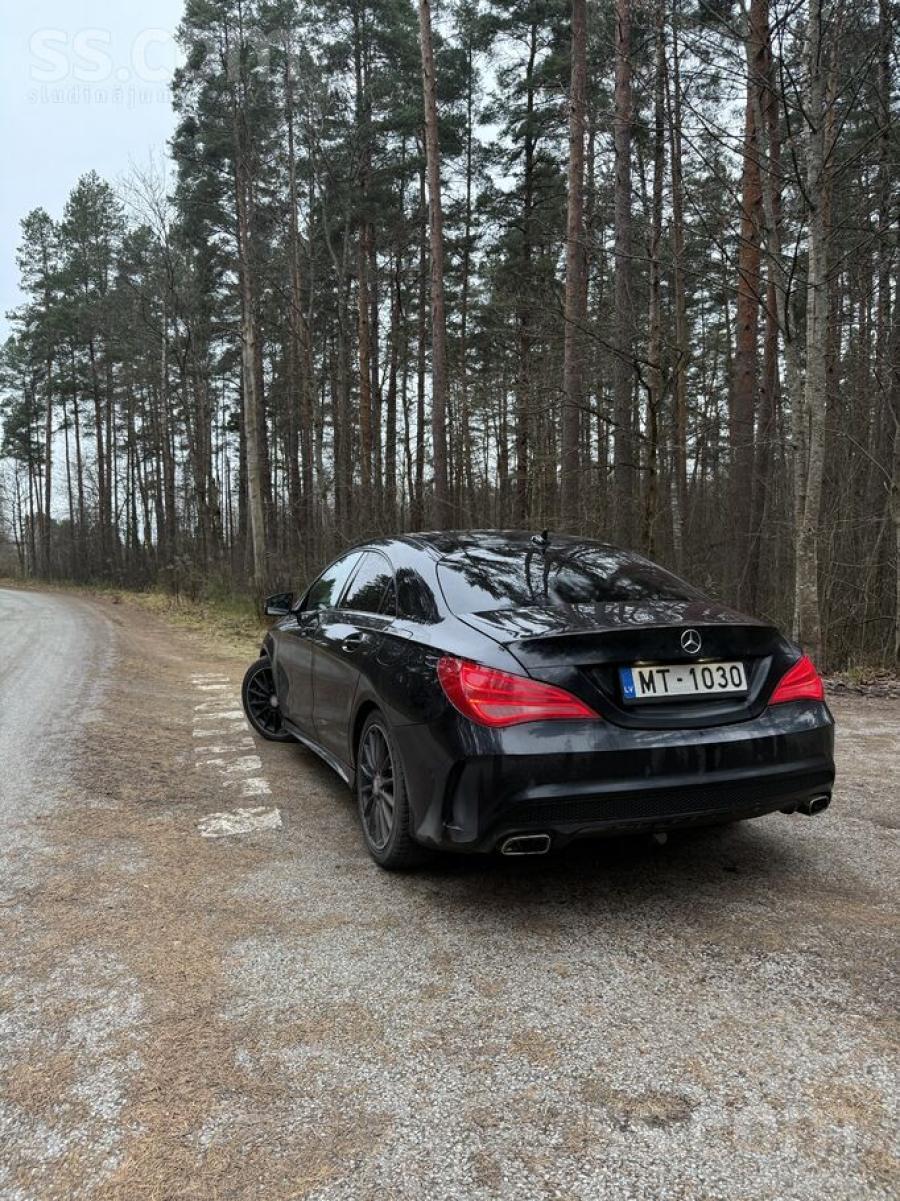 Black Mercedes-Benz CLA 220 2013 in Riga, with an engine capacity of 2.20 L and mileage of 321 thousand km for 10800 €, photo 5 on AUTOMOTO.COM.LV