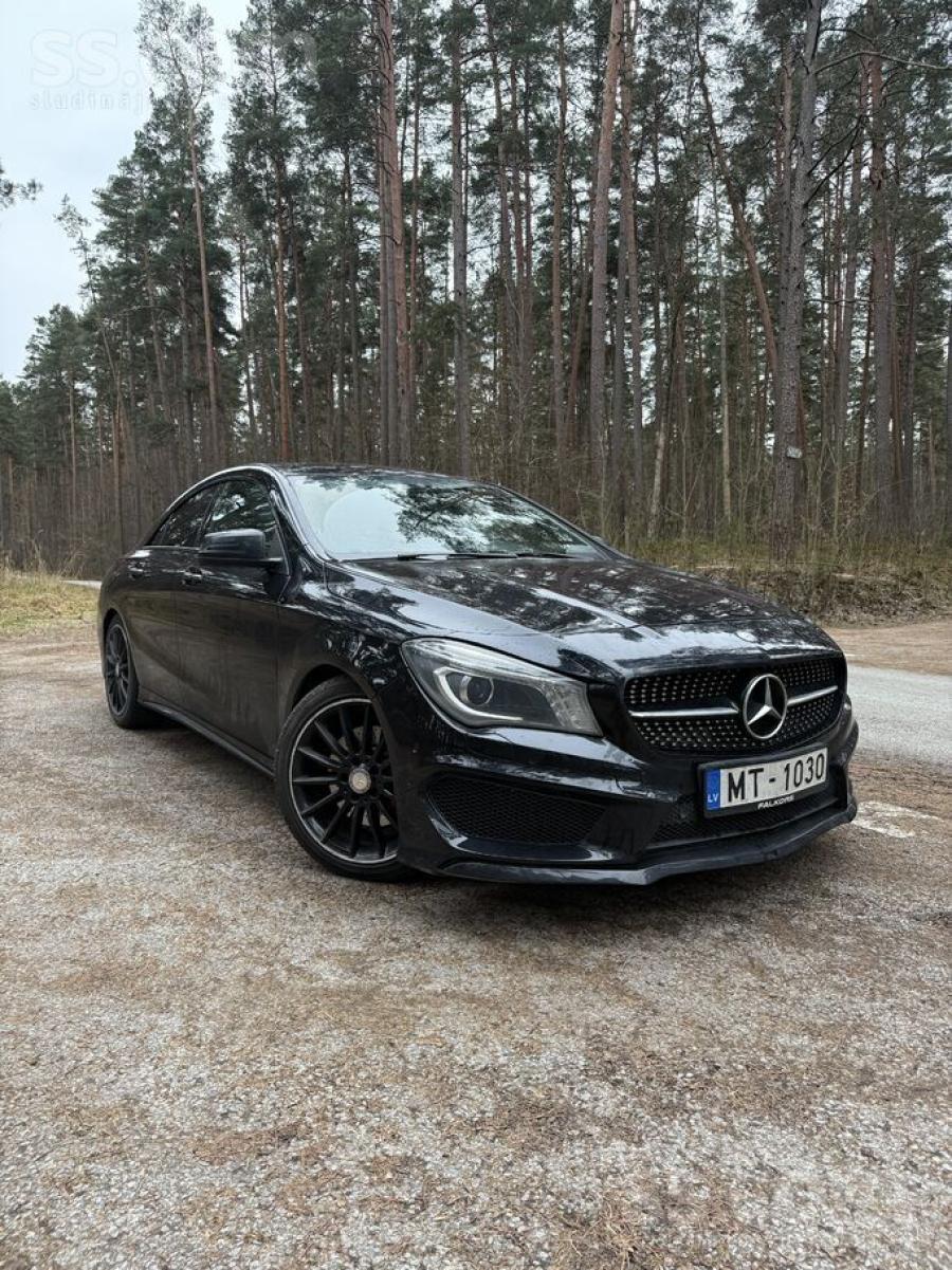 Black Mercedes-Benz CLA 220 2013 in Riga, with an engine capacity of 2.20 L and mileage of 321 thousand km for 10800 €, photo 6 on AUTOMOTO.COM.LV