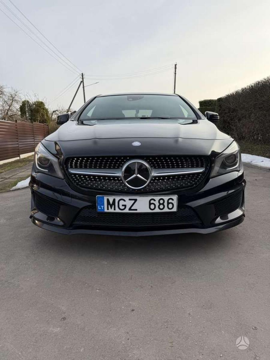 Black Mercedes-Benz CLA 220 2013 in Kaunas, with an engine capacity of 2.14 L and mileage of 206 thousand km for 12500 €, photo 3 on AUTOMOTO.COM.LV