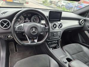 Black Mercedes-Benz CLA 220 2014 in Kelme, with an engine capacity of 2.20 L and mileage of 320 thousand km for 11500 €, photo 8 on AUTOMOTO.COM.LV