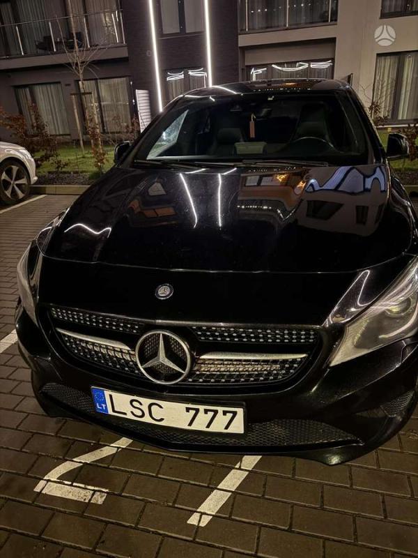 Melns Mercedes-Benz CLA 220 2015 Kauņa, ar dzinēja tilpumu 2.14 L un nobraukumu 320 tūkst. km par 14000 €, foto 4 vietnē AUTOMOTO.COM.LV