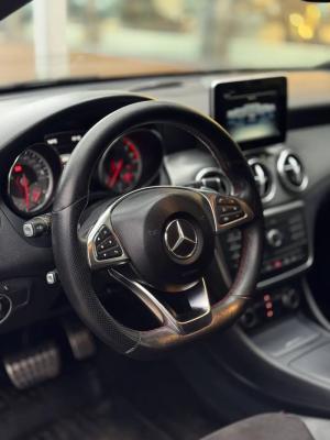 Melns Mercedes-Benz CLA 220 2015 Rīga, ar dzinēja tilpumu 2.20 L un nobraukumu 295 tūkst. km par 10500 €, foto 8 vietnē AUTOMOTO.COM.LV