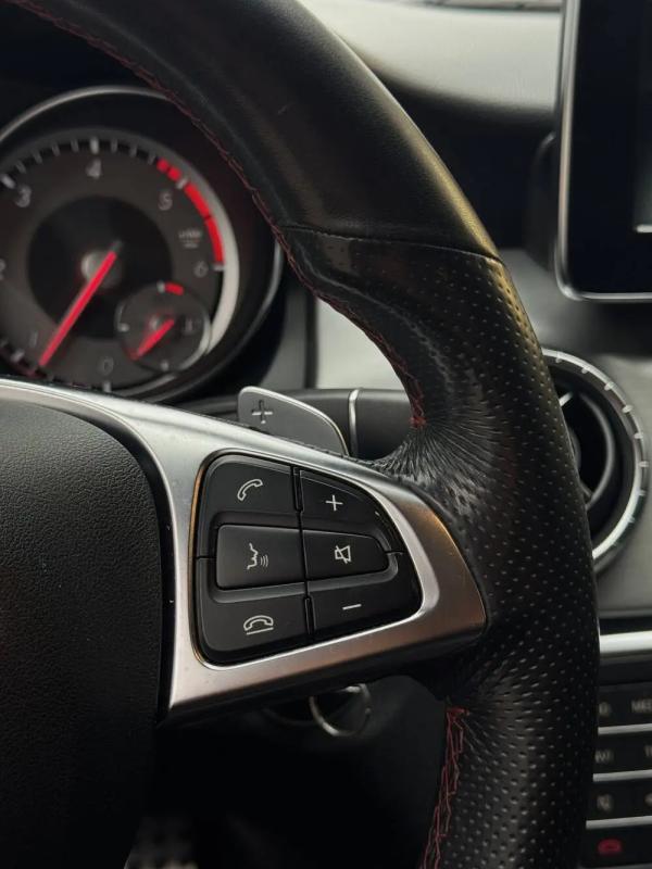 Melns Mercedes-Benz CLA 220 2015 Rīga, ar dzinēja tilpumu 2.20 L un nobraukumu 295 tūkst. km par 10500 €, foto 8 vietnē AUTOMOTO.COM.LV