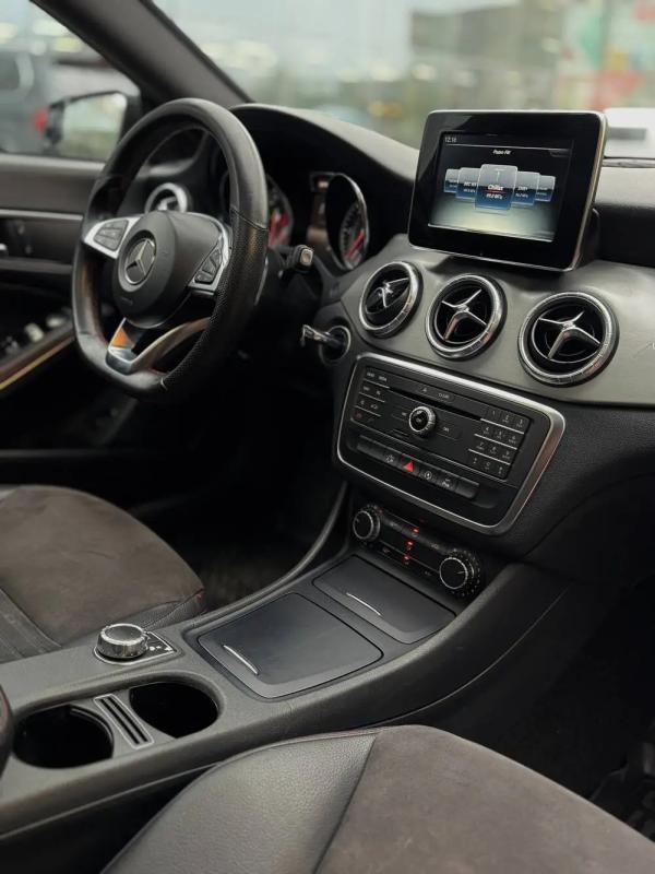 Melns Mercedes-Benz CLA 220 2015 Rīga, ar dzinēja tilpumu 2.20 L un nobraukumu 295 tūkst. km par 10500 €, foto 9 vietnē AUTOMOTO.COM.LV