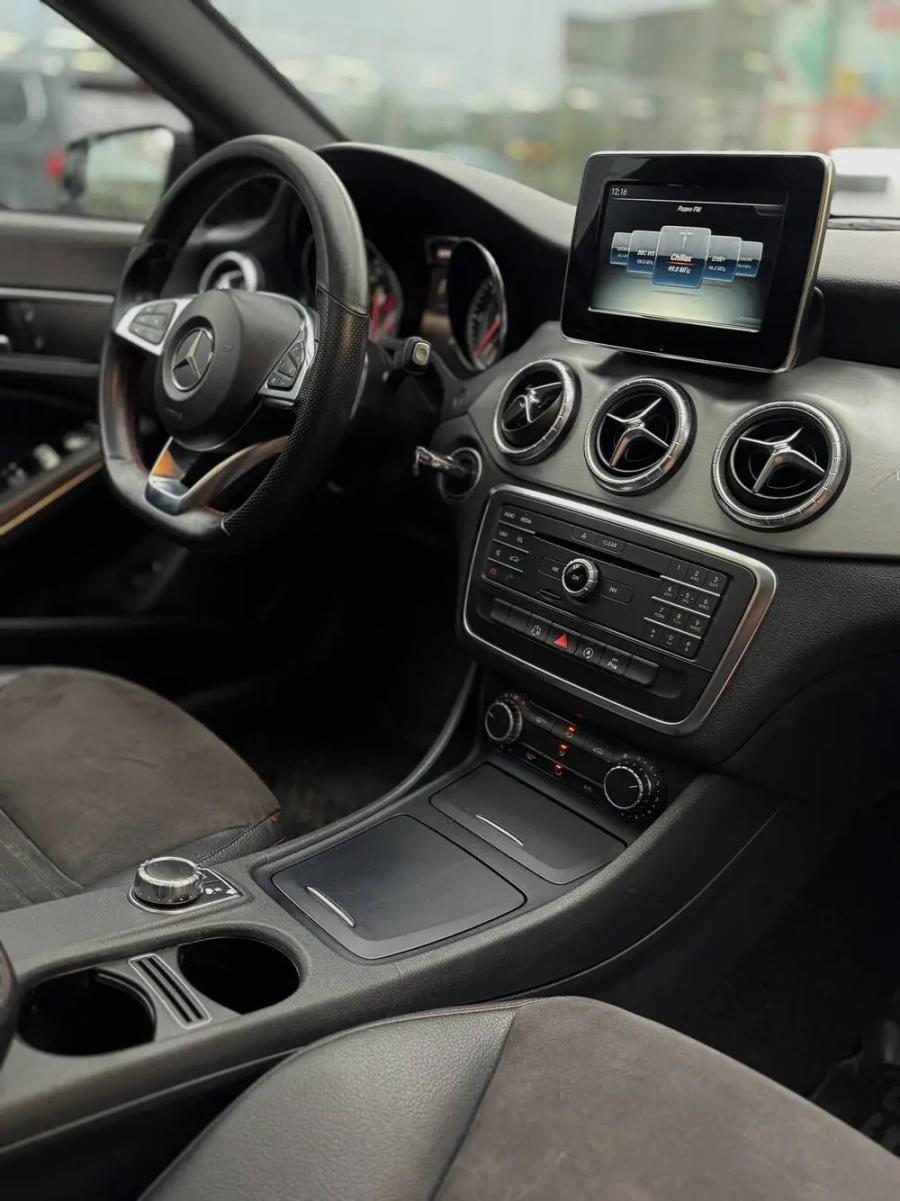 Melns Mercedes-Benz CLA 220 2015 Rīga, ar dzinēja tilpumu 2.20 L un nobraukumu 295 tūkst. km par 10500 €, foto 10 vietnē AUTOMOTO.COM.LV