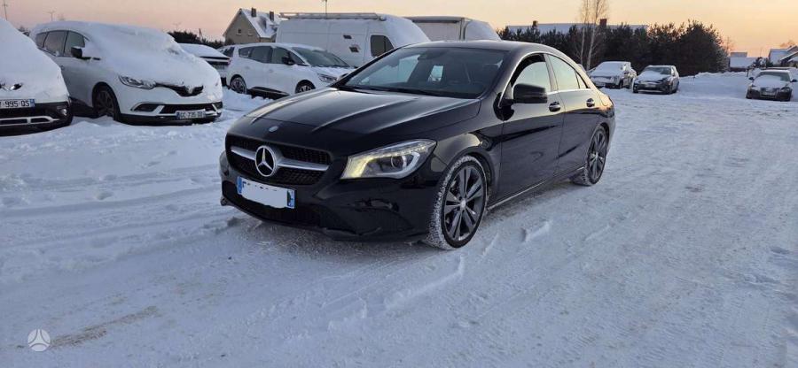 Melns Mercedes-Benz CLA 220 2016 Tauragė, ar dzinēja tilpumu 2.14 L un nobraukumu 280 tūkst. km par 8900 €, foto 1 vietnē AUTOMOTO.COM.LV