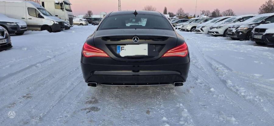 Melns Mercedes-Benz CLA 220 2016 Tauragė, ar dzinēja tilpumu 2.14 L un nobraukumu 280 tūkst. km par 8900 €, foto 5 vietnē AUTOMOTO.COM.LV