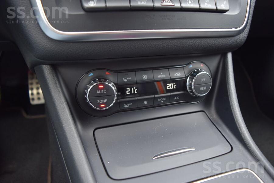 Melns Mercedes-Benz CLA 220 2016 Rīga, ar dzinēja tilpumu 2.20 L un nobraukumu 80 tūkst. km par 16400 €, foto 16 vietnē AUTOMOTO.COM.LV