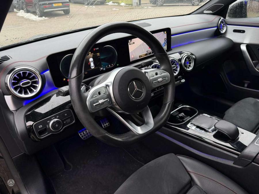 Black Mercedes-Benz CLA 220 2019 in Jonava, with an engine capacity of 1.99 L and mileage of 251 thousand km for 19999 €, photo 7 on AUTOMOTO.COM.LV