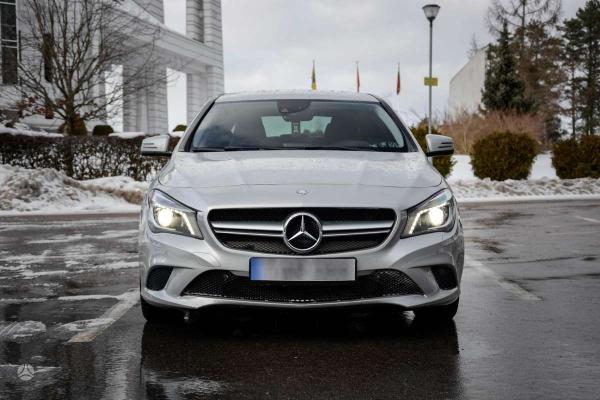 Grey Mercedes-Benz CLA 220 2013 in Elektrenai, with an engine capacity of 2.14 L and mileage of 198 thousand km for 10750 €, photo 2 on AUTOMOTO.COM.LV