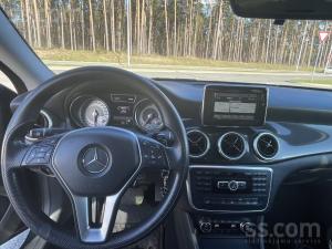 Pelēks Mercedes-Benz CLA 220 2013 Rīga, ar dzinēja tilpumu 2.20 L un nobraukumu 209 tūkst. km par 13350 €, foto 9 vietnē AUTOMOTO.COM.LV