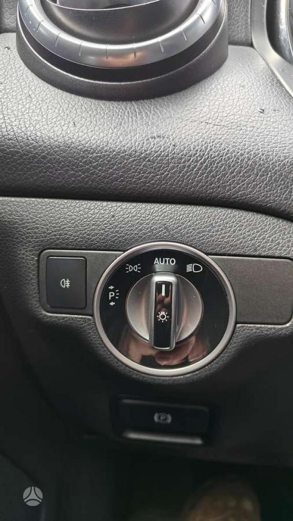 Grey Mercedes-Benz CLA 220 2013 in Alytus, with an engine capacity of 2.14 L and mileage of 240 thousand km for 9000 €, photo 10 on AUTOMOTO.COM.LV