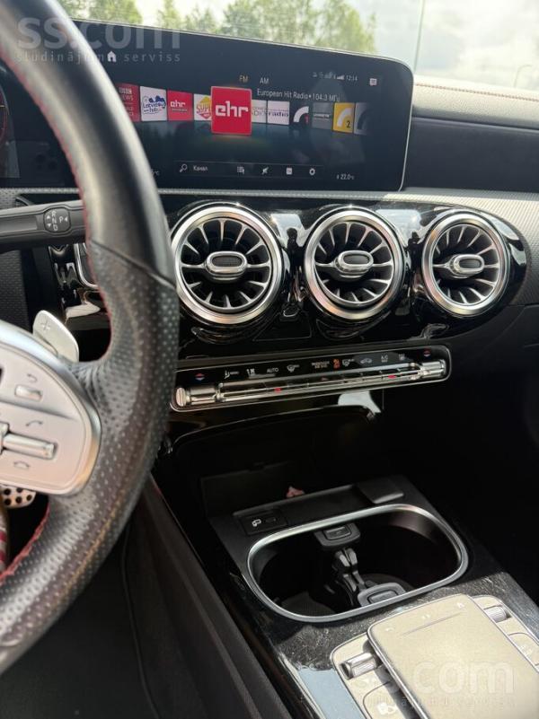 Grey Mercedes-Benz CLA 220 2020 in Riga, with an engine capacity of 2.00 L and mileage of 140 thousand km for 29800 €, photo 7 on AUTOMOTO.COM.LV