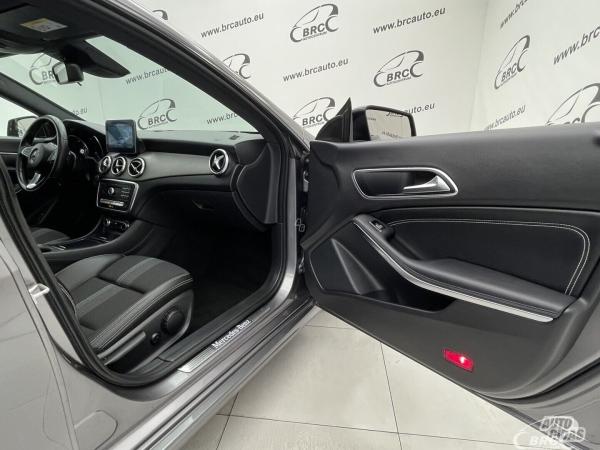 Grey Mercedes-Benz CLA 220 2017 in Avizieniai, with an engine capacity of 2.10 L and mileage of 220 thousand km for 12300 €, photo 8 on AUTOMOTO.COM.LV