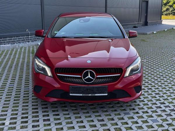 Sarkans Mercedes-Benz CLA 220 2016 Marijampole, ar dzinēja tilpumu 2.14 L un nobraukumu 298 tūkst. km par 8999 €, foto 8 vietnē AUTOMOTO.COM.LV