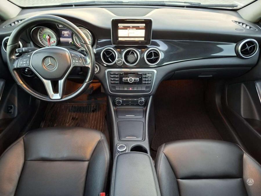 Balts Mercedes-Benz CLA 220 2013 Tauragė, ar dzinēja tilpumu 2.14 L un nobraukumu 232 tūkst. km par 9500 €, foto 11 vietnē AUTOMOTO.COM.LV
